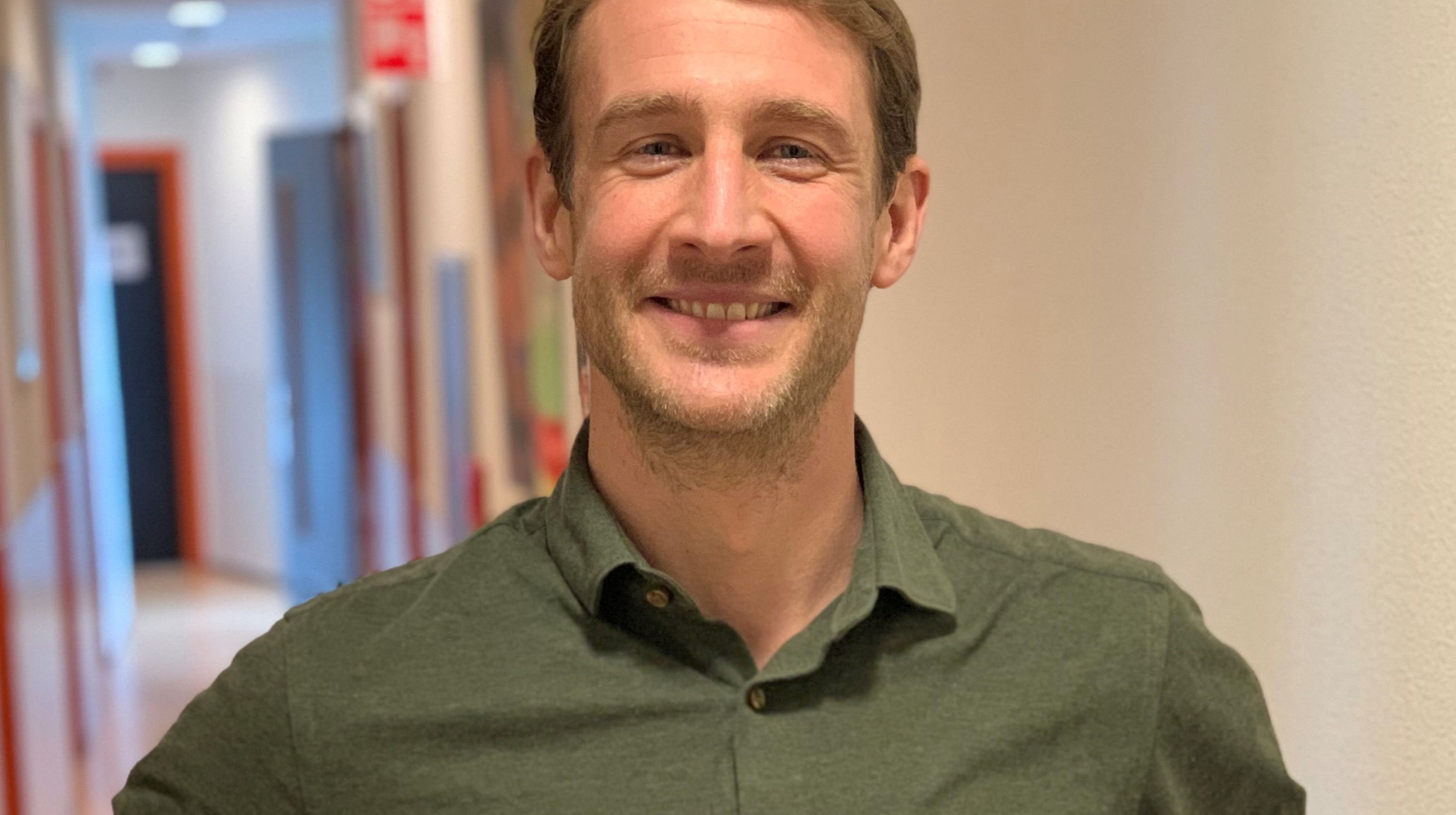 Alex de Custer nieuwe directeur Tender College IJmuiden Alex de Custer nieuwe directeur Tender College IJmuiden